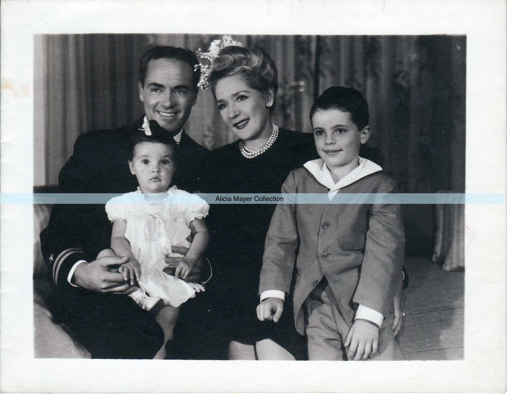 The Perfect Pickford Family – The Film Colony